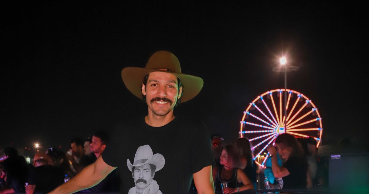 Novela 'Amor Perfeito' traz o ator e cantor Guito como um padre ...