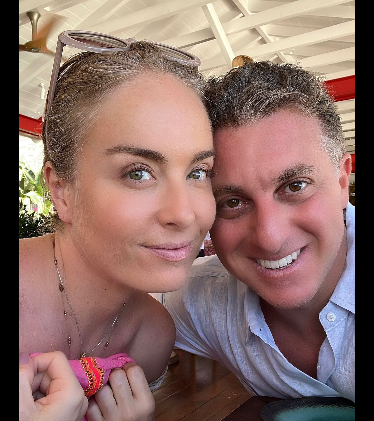 Foto: Angélica e Luciano Huck têm três filhos - Purepeople