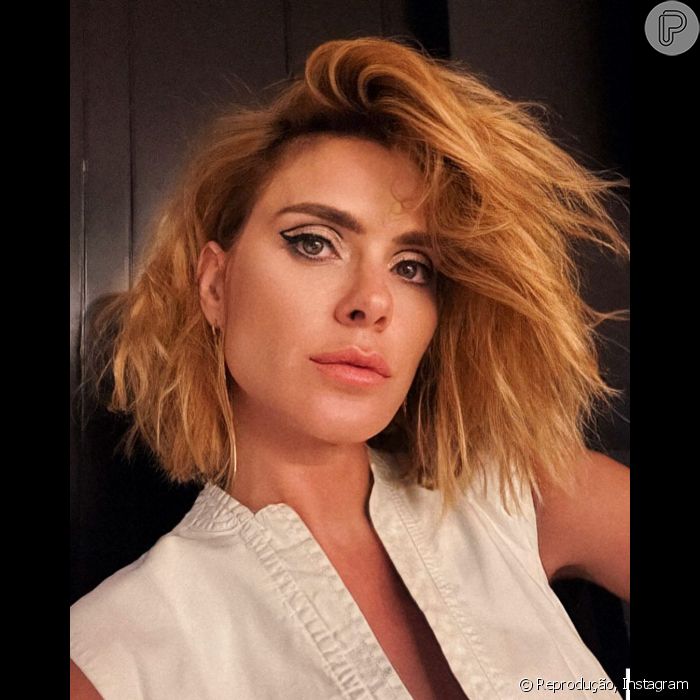 Carolina Dieckmann despediu-se do loiro e entrou para o grupo das ...