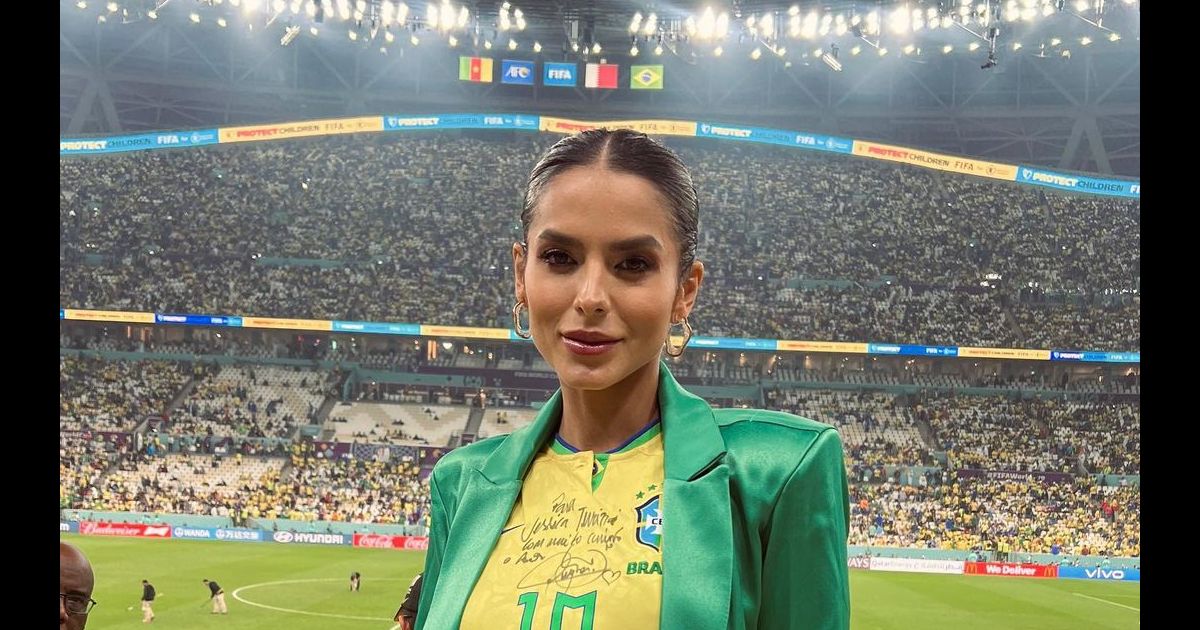 Jéssica Turini está assistindo a Copa do Mundo 2022 com camisas com ...