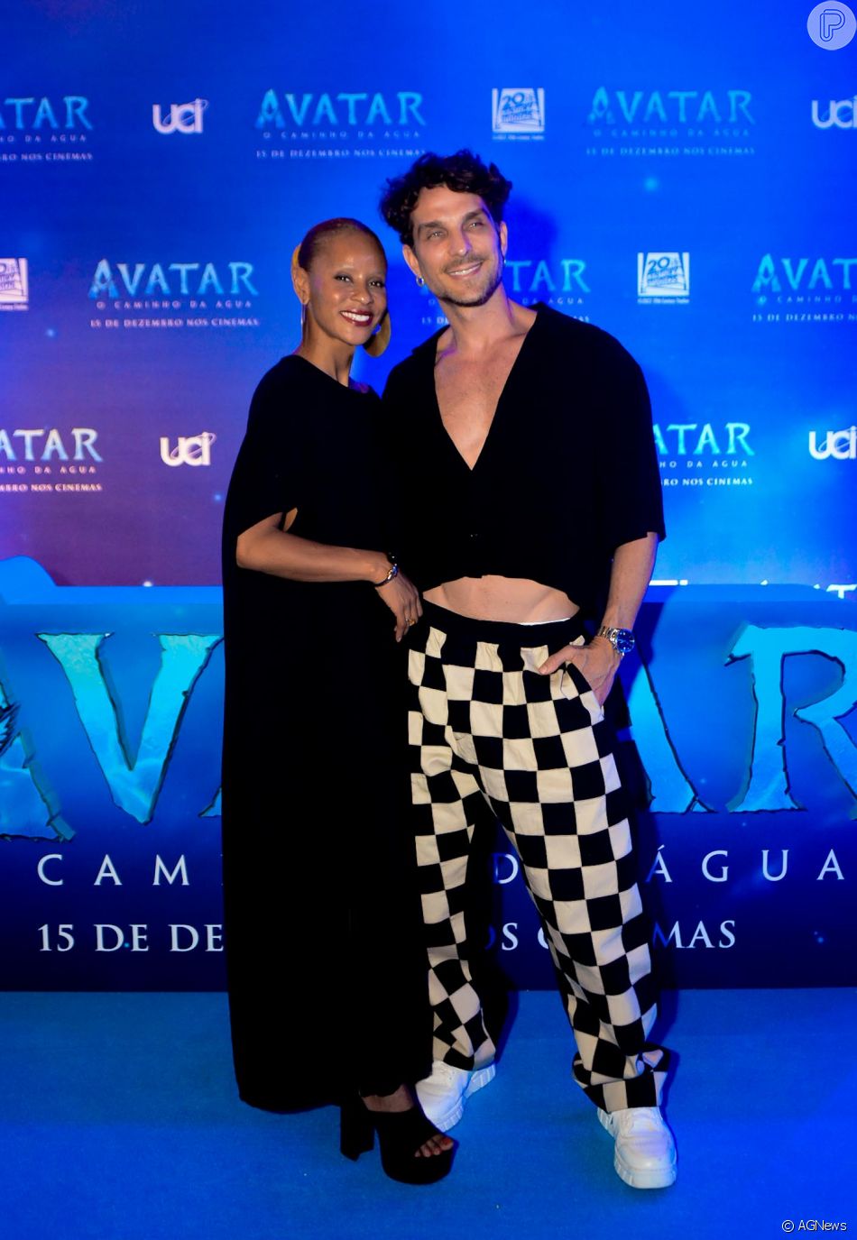 Moda de Igor Rickli tem cintura baixa, cropped, maquiagem e várias ...