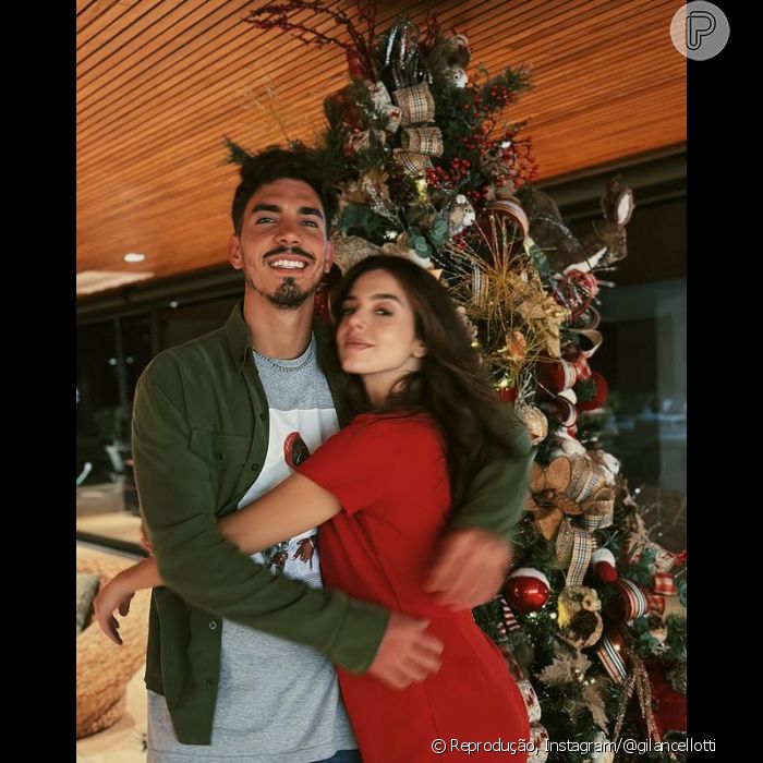 Giovanna Lancellotti usou o bom humor ao comentar rumores de que ...