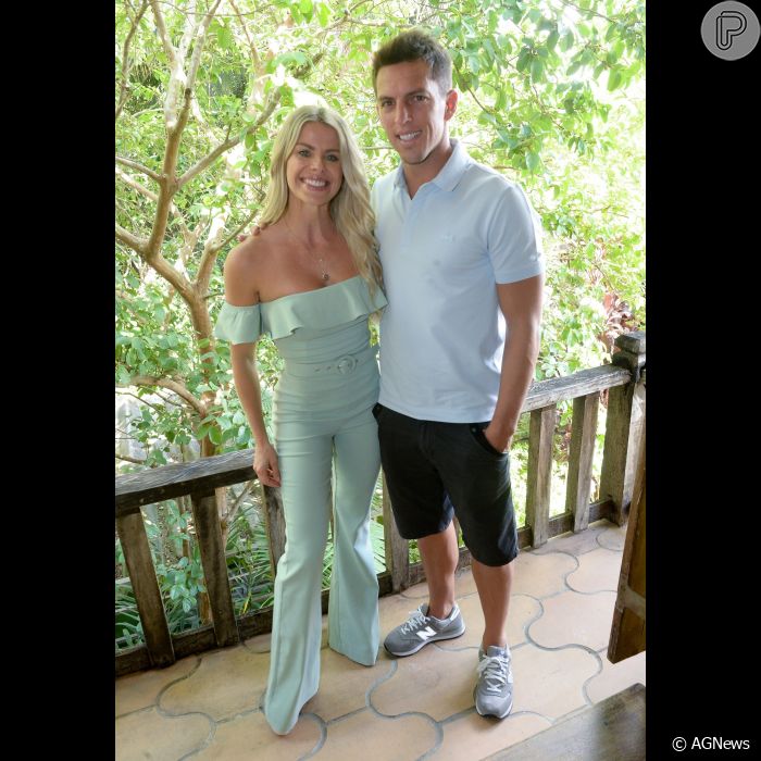 Antes da separação, Karina Bacchi havia cedido a paternidade a Amaury ...