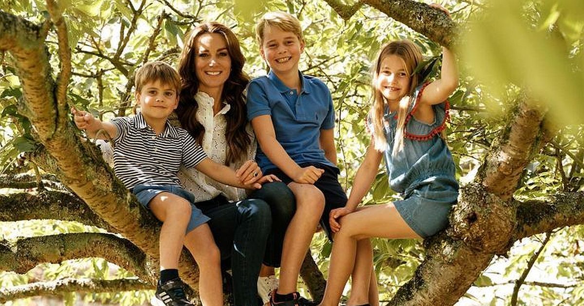 Kate Middleton é mãe de Louis, Charlotte e George - Purepeople