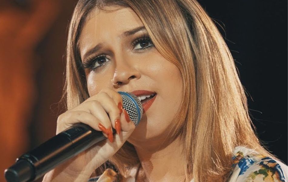 Fotos do corpo de Marília Mendonça no IML vazam e fãs da cantora se ...