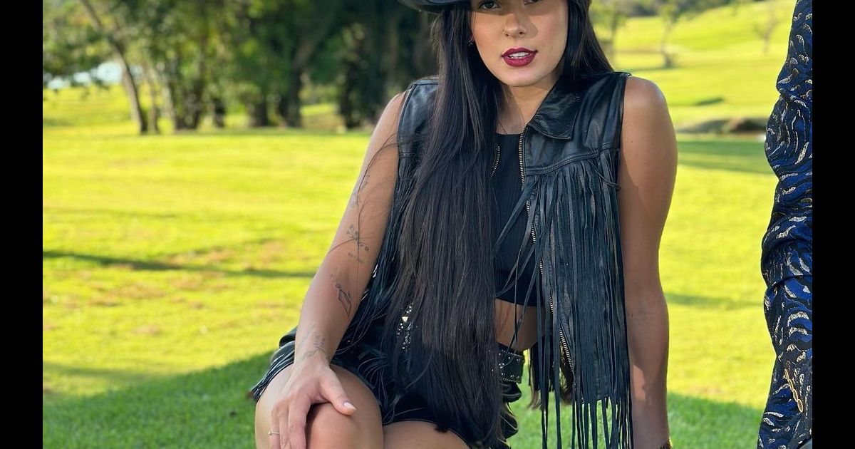 Carreira de Ana Castela começou com vídeo na internet - Purepeople