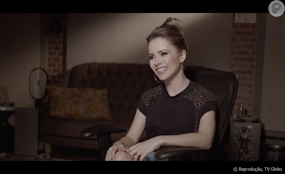 Mãe de Sandy explana beleza em foto e assusta web com aparência jovial ...