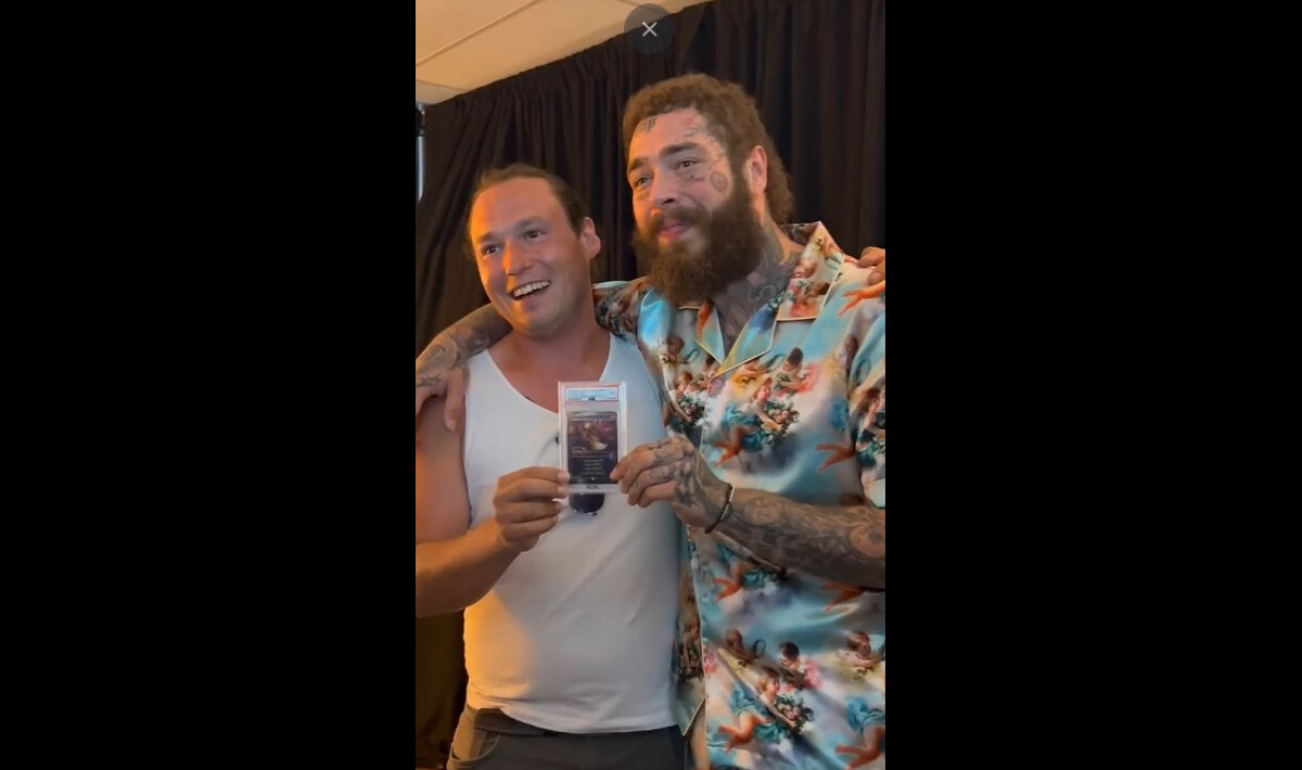 Foto: Post Malone compra carta rara de "Magic" avaliada em R$ 10 milhões - Purepeople