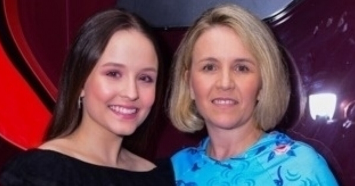 Saiba porquê mãe de Larissa Manoela quer arquivar denúncia de intolerância religiosa contra ...