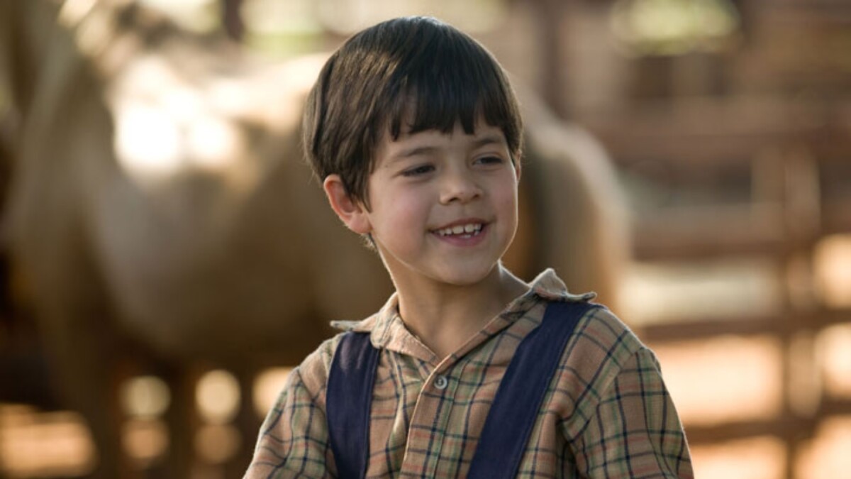 Foto: Ator mirim que estrelou 'O Menino da Porteira' já tem 23 anos ...