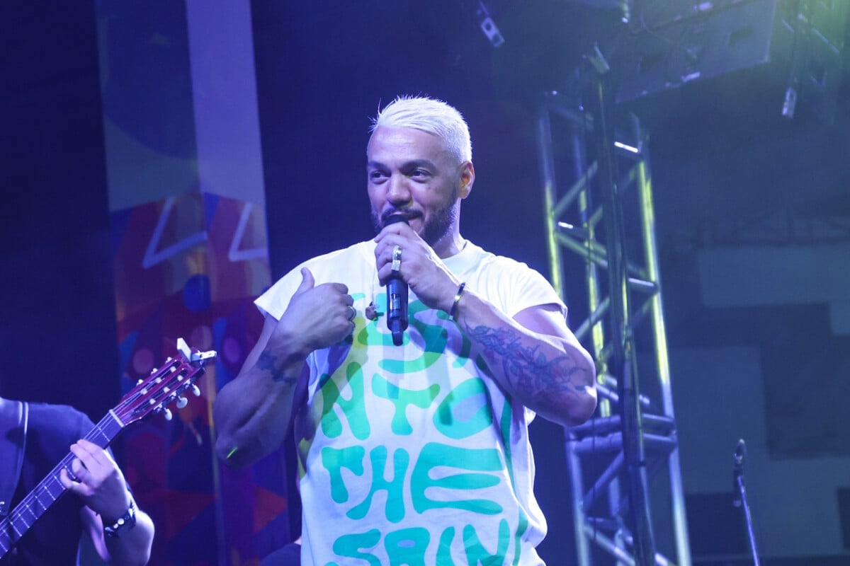 Foto: Belo e a nova namorada, Ray Figliuzzi, ficaram no cruzeiro de ...