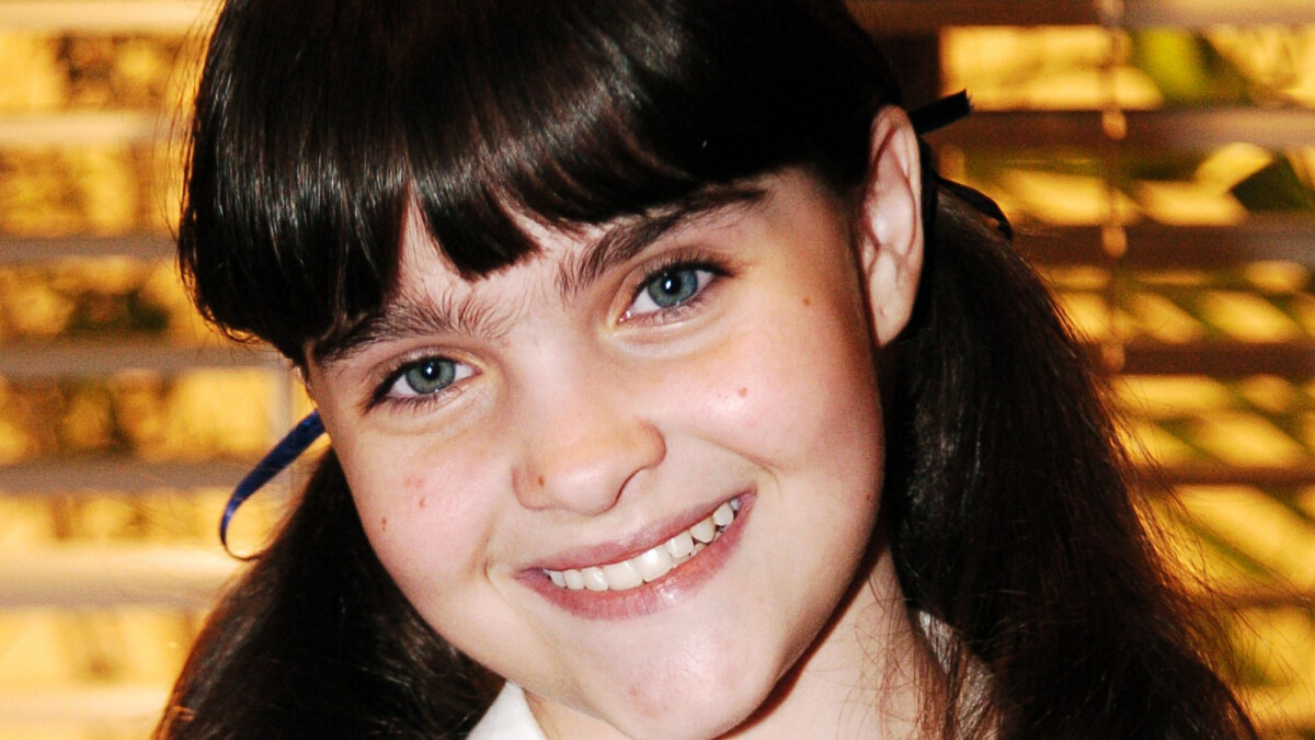 Foto: Lembra dela? Caroline Smith, a Ritinha de 'Alma Gêmea', mudou de ... Foto: Lembra dela? Caroline Smith, a Ritinha de 'Alma Gêmea', mudou de ...