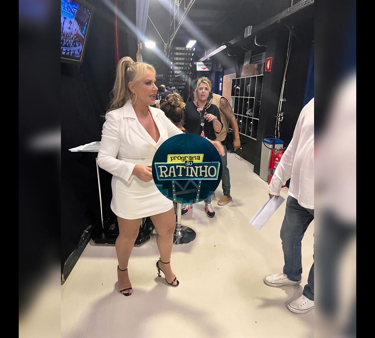 Foto: Flor Fernandez tem feito participações no 'Programa do Ratinho ...