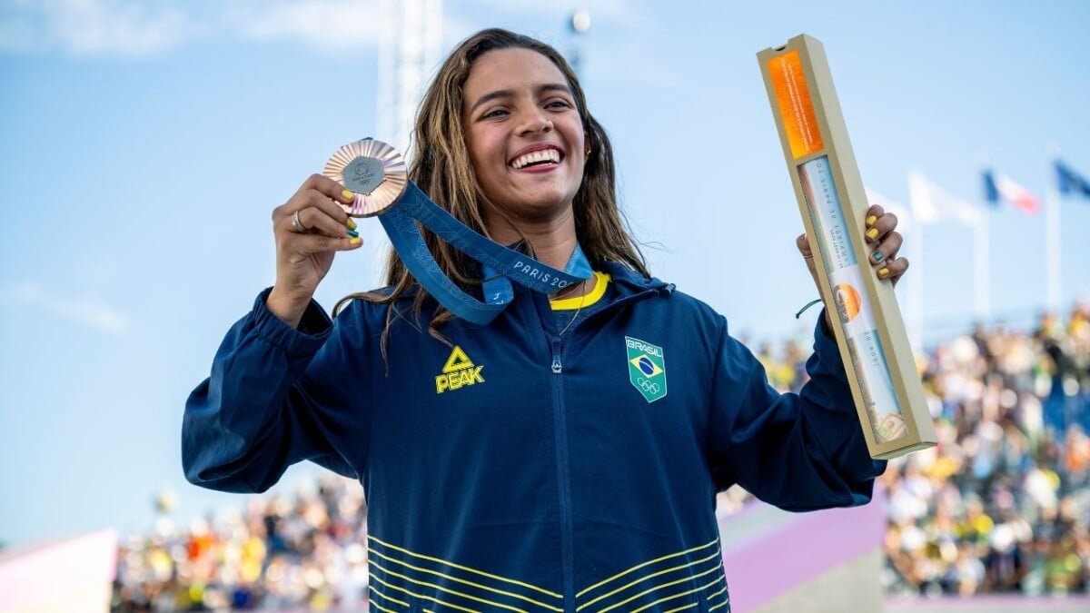 Foto: Rayssa Leal conquistou a medalha de bronze na competição das ...