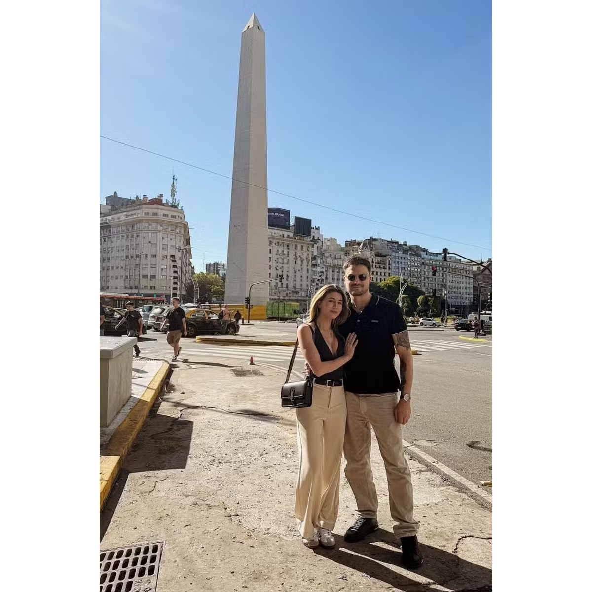 Foto: Felipe Neto, acompanhado de sua namorada Juliane Carvalho, foi ...