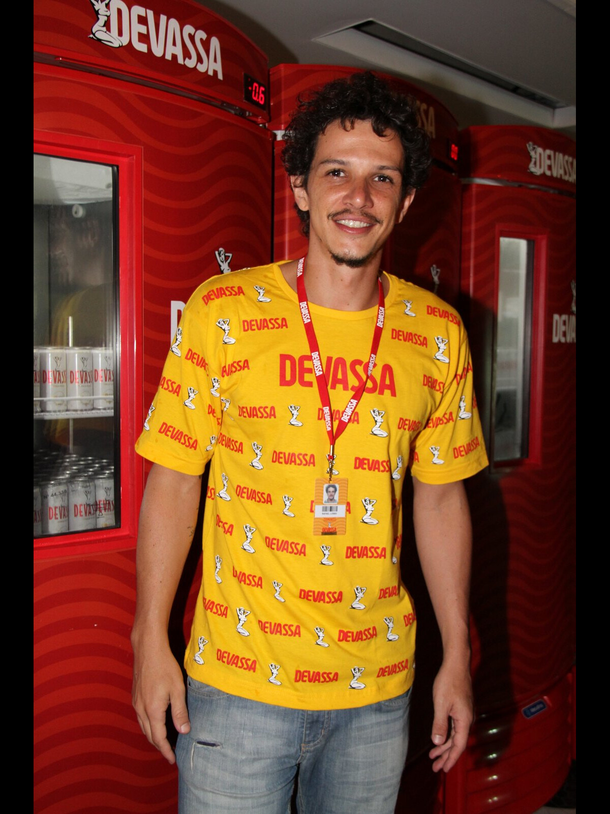 Foto: Rafael Losso marca presença em camarote - Purepeople