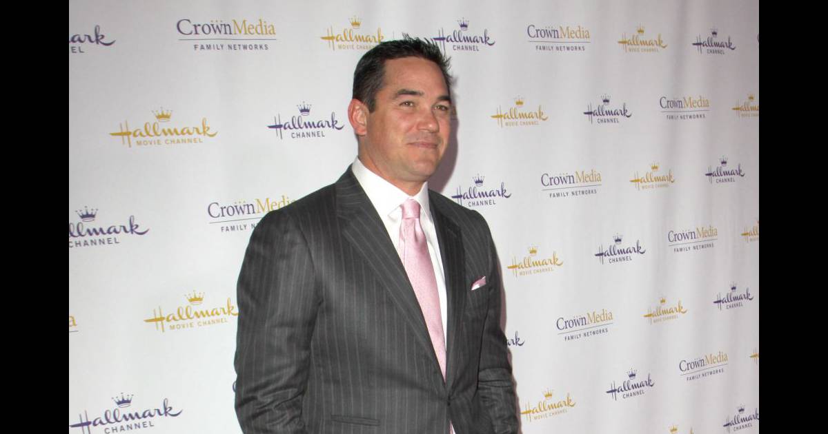 Dean Cain, conhecido por ter sido o Super-Homem em série de TV ...