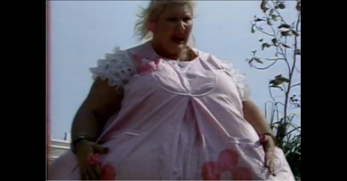 Foto: A cena da explosão de Dona Redonda (Wilza Carla) na primeira ...