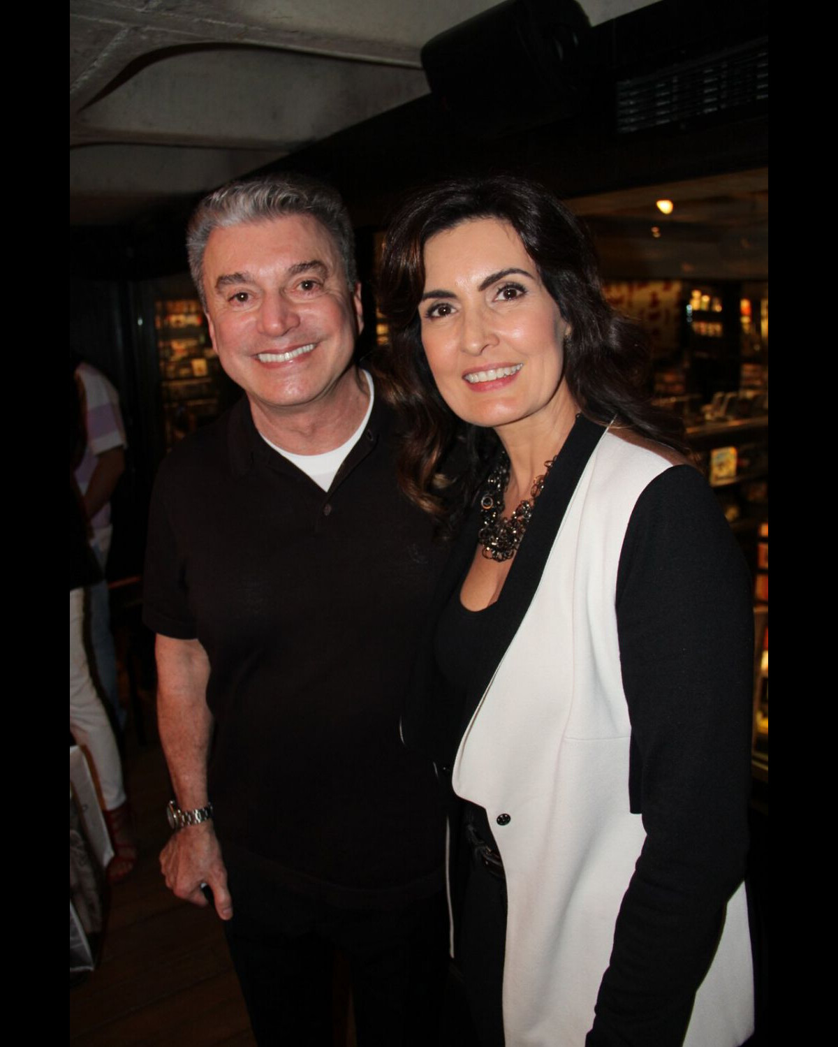 Foto: Edney Silvestre e Fátima Bernardes no lançamento do livro do ...