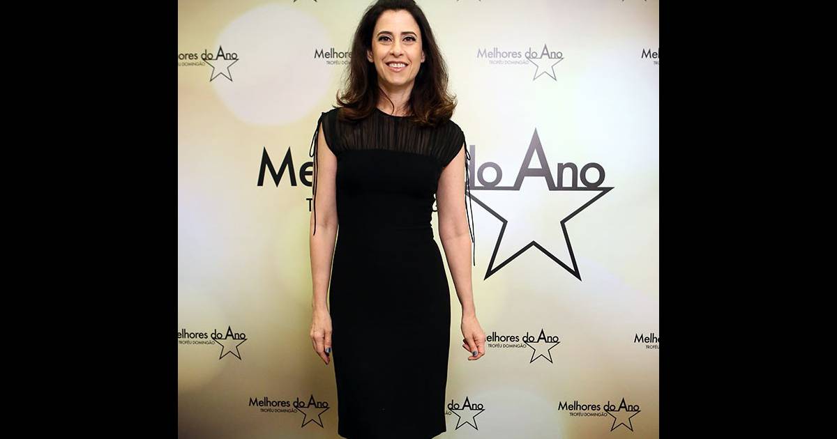 Fernanda Torres escolheu um look discreto para o 'Melhores do Ano 2015 ...