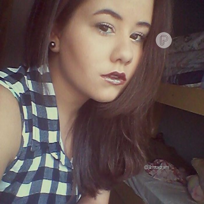 Atriz Ana Karolina Lannes diz gostar de sombras fortes, apesar de não ...