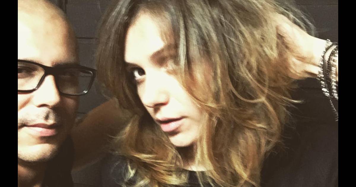 Monica Iozzi mudou o visual em abril e aderiu cabelos loiros em tons de ...