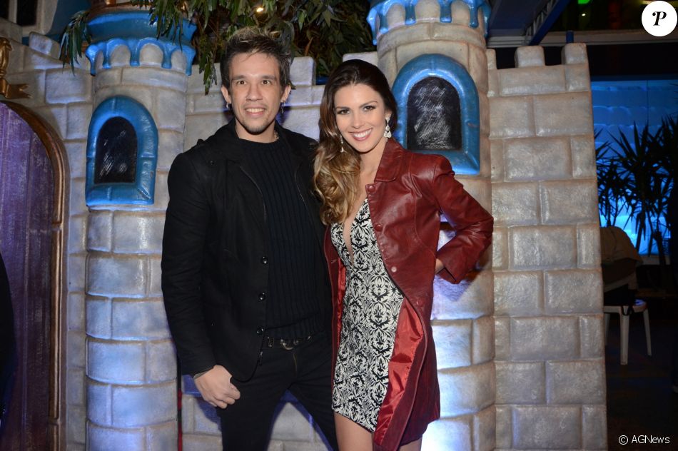 Kiko, do grupo KLB, e Francine Pantelão estavam separados desde o Natal ...