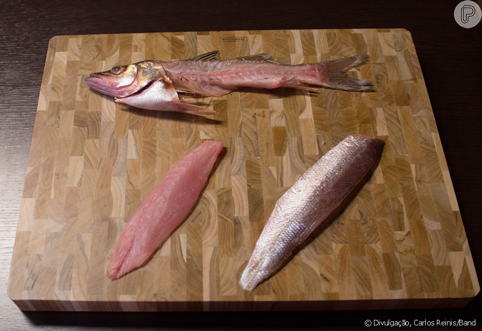 O terceiro desafio da noite foi limpar e fazer filés de um robalo no ...