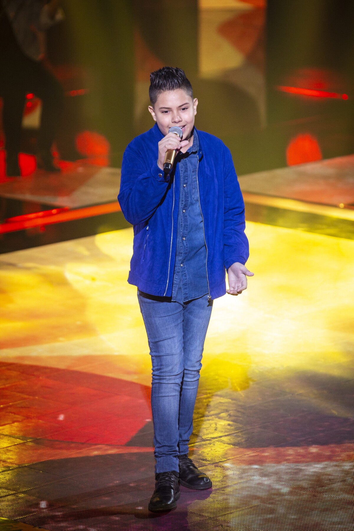Foto: Nicolas Gabriel se emocionou no palco do 'The Voice Kids' neste ...