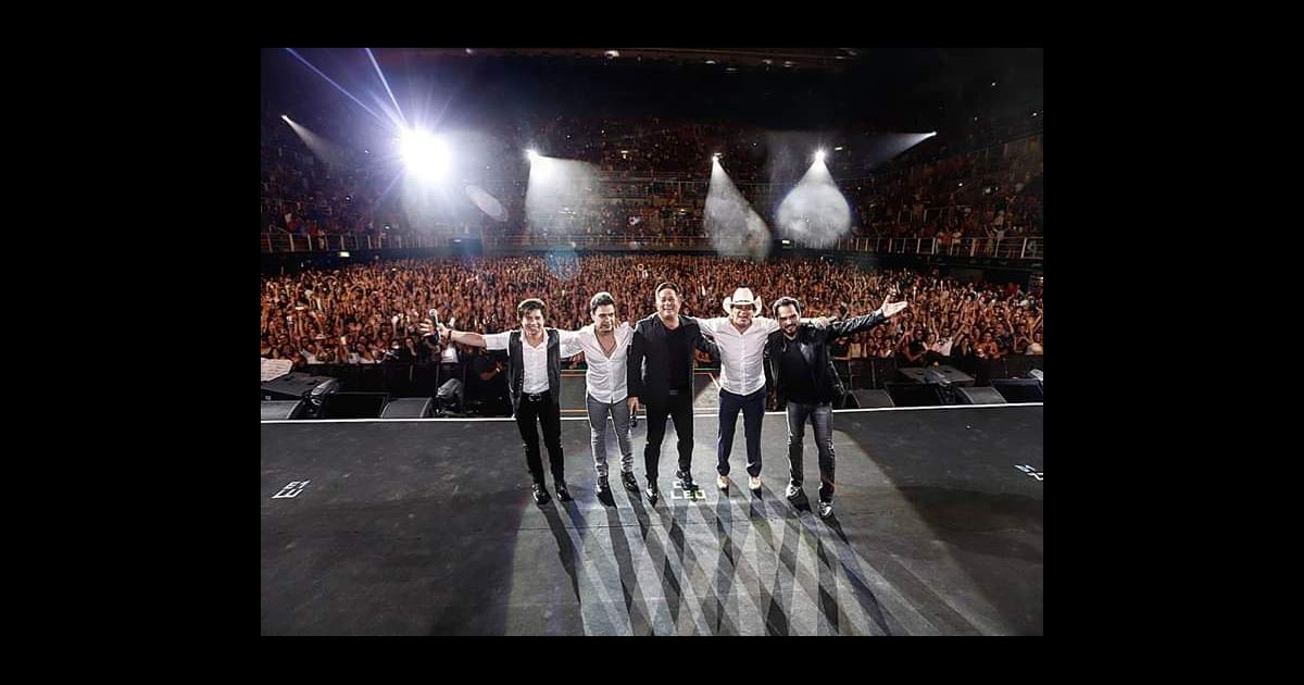 13 mil assistiram o show 'Amigos 20 anos' com Leonardo, Zezé Di Camargo ...