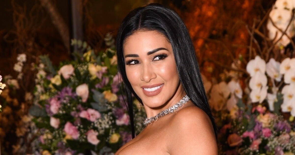 Simaria se compara a personagem por penteado na quarentena. Vídeo ...