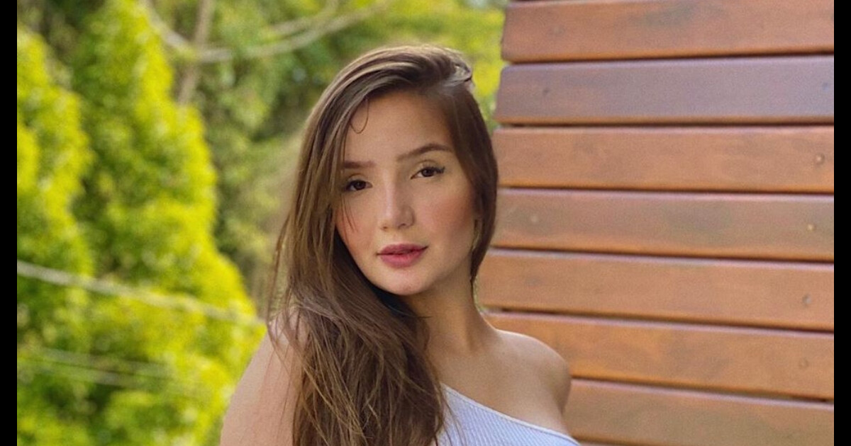 Anna Livya Padilha, 'Menina Fantasma', rejeita críticas por lipo LAD ...