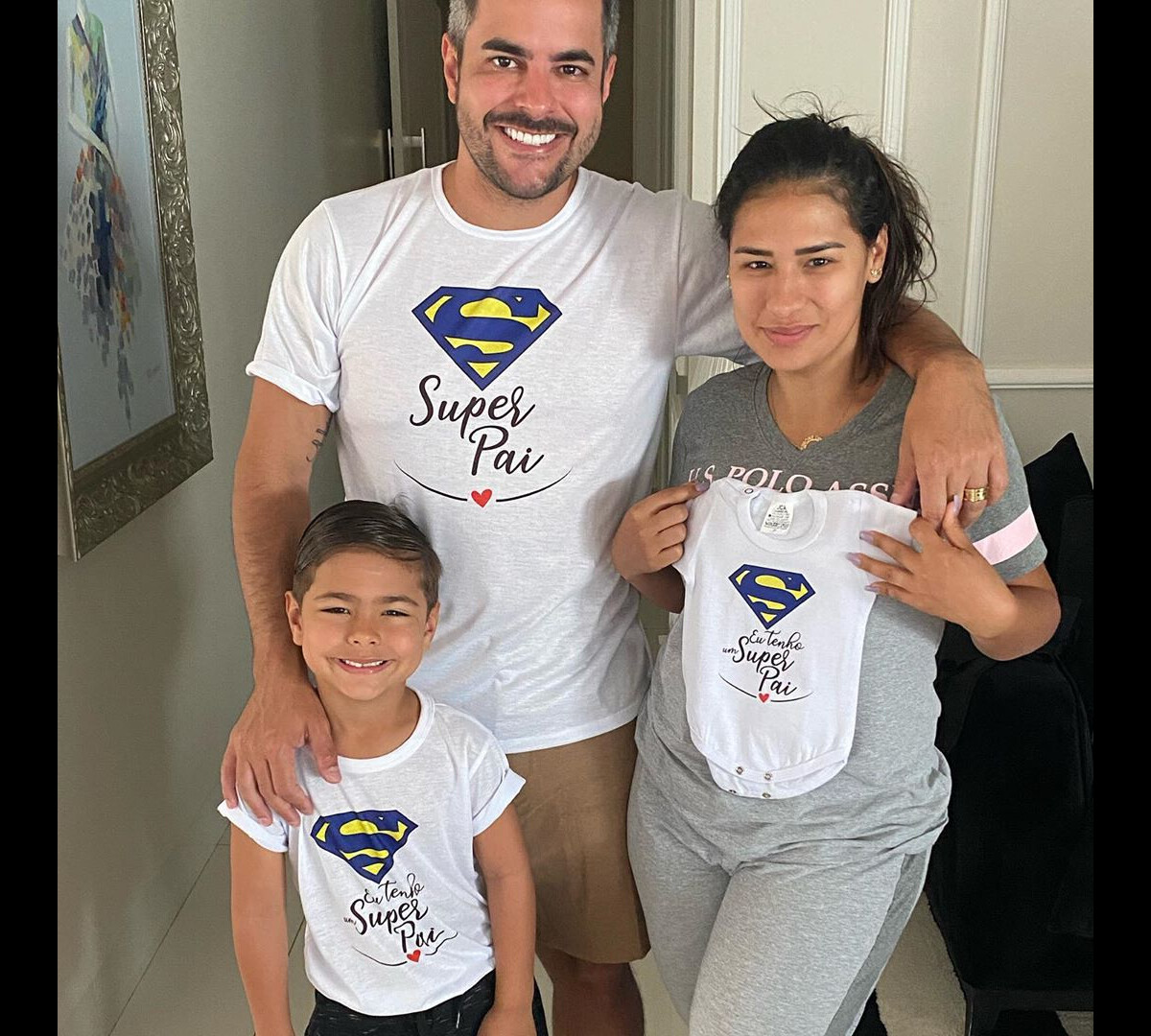 Foto: Simone está grávida de uma menina - Purepeople