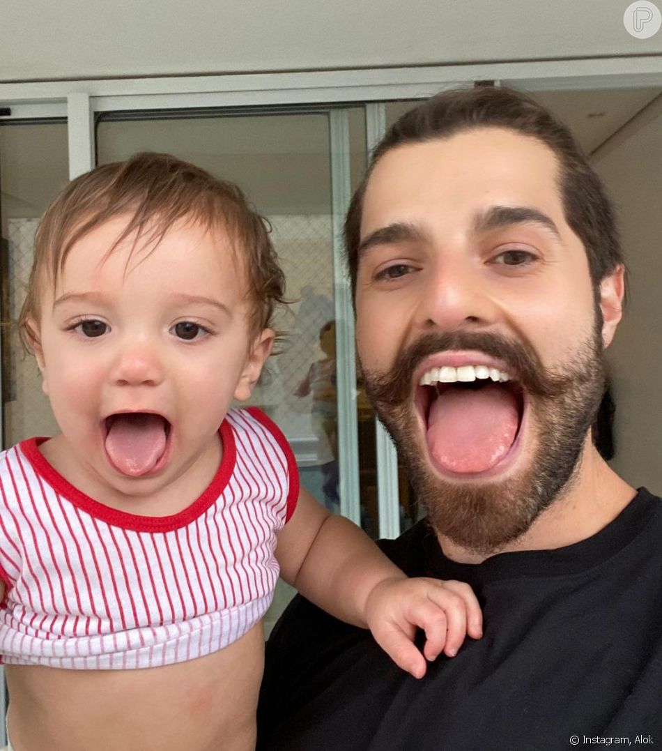 Alok comemora reencontro com os filhos - Purepeople