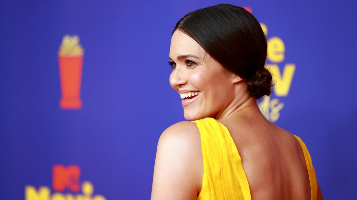 Foto: Mandy Moore com coque baixo no MTV Movie & TV Awards - Purepeople