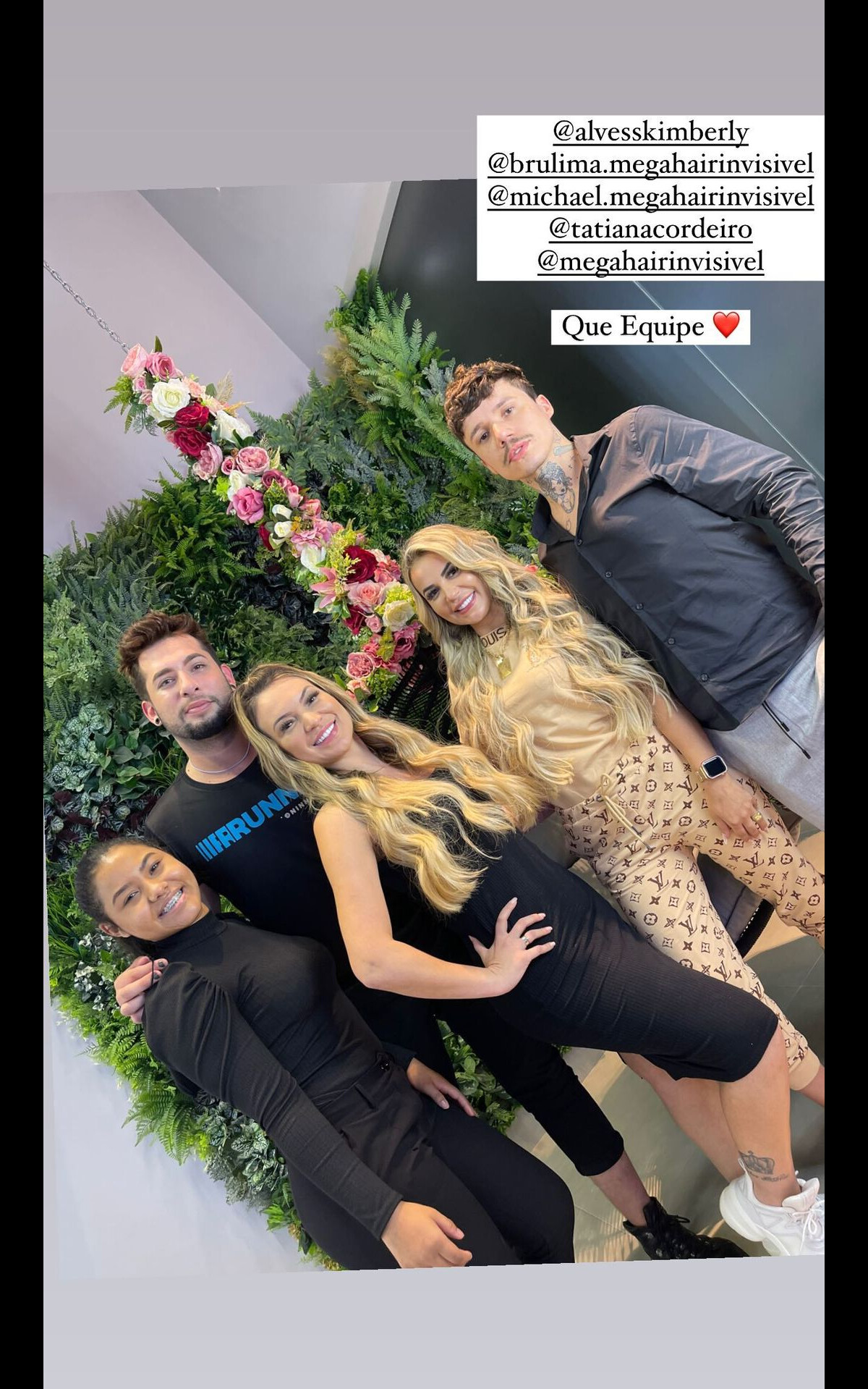 Foto: Deolane Bezerra, viúva de MC Kevin, mudou o visual - Purepeople