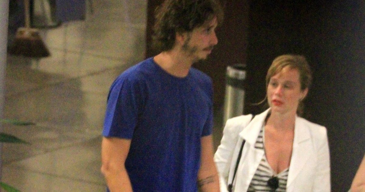 Mariana Ximenes namorou o músico Felipe Fernandes de 2018 a 2020 ...