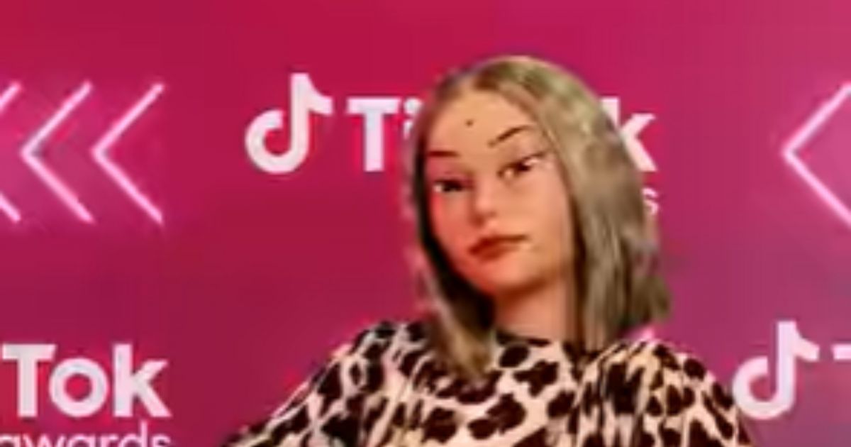 A influenciadora virtual Satiko também marcou presença no TikTok Awards ...