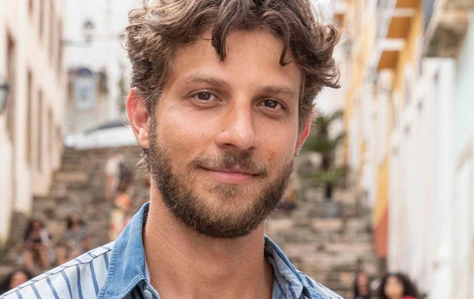 Novela 'Travessia': 'morte' de Brisa faz Ari tomar reação definitiva ...