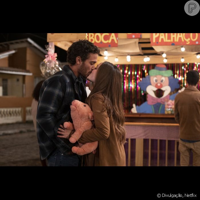 Larissa Manoela e André Luiz Frambach se conheceram nos bastidores do filme 'Modo Avião ...