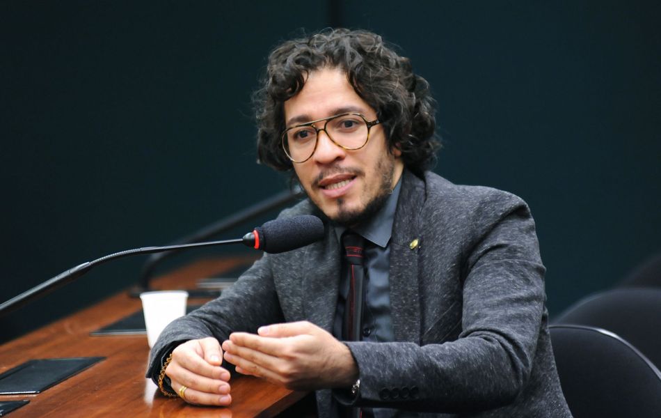 Dez anos após vencer o 'BBB', Jean Wyllys terá vida retratada no cinema ...