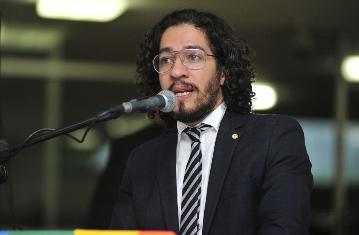 Foto: Jean Wyllys é defensor das causas LGBT - Purepeople