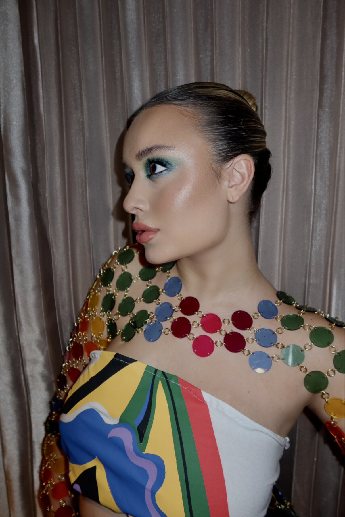 Foto: Make da influenciadora Maria Braz também tinha pele iluminada ...