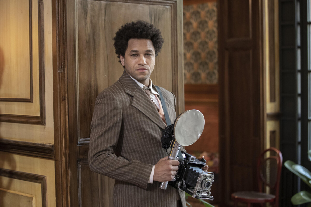 Foto: 'Amor Perfeito': Odilon Fernandes (Bruno Quixotte) é jornalista e ...