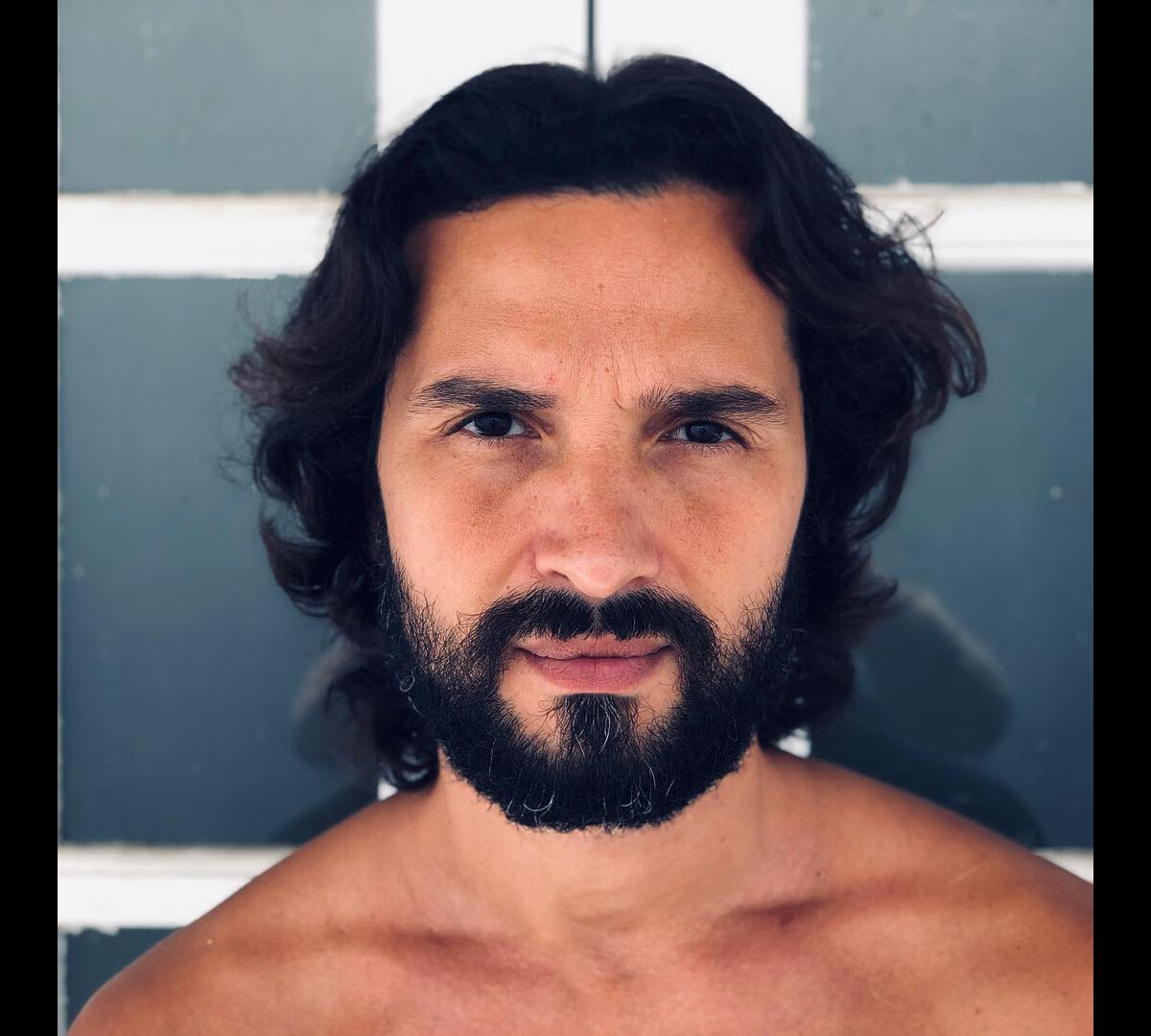 Foto: Jeff Machado estava com um fio no pescoço quando foi encontrado ...