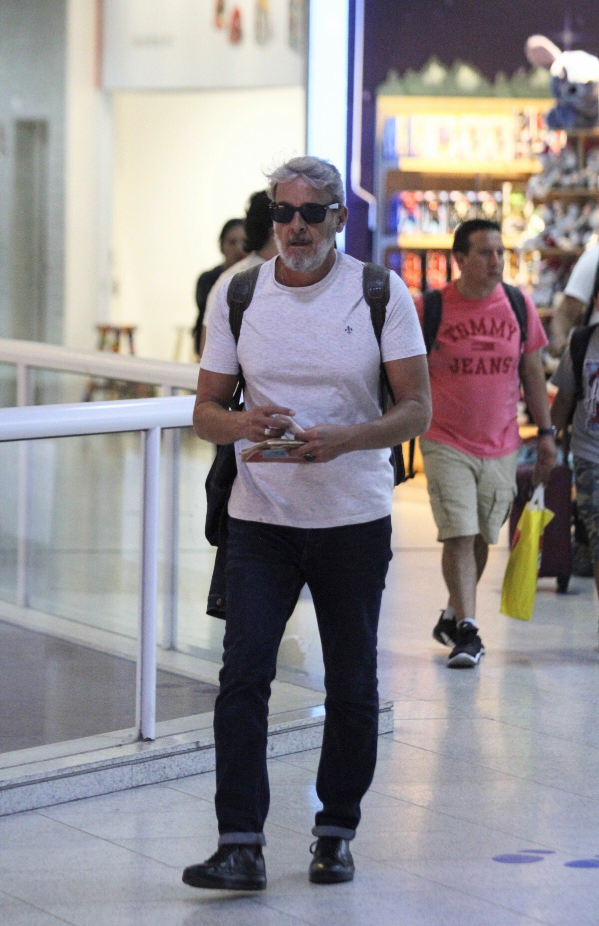 Foto: Alexandre Borges atualmente tem 57 anos de idade e é um dos atores que tem seus cabelos ...