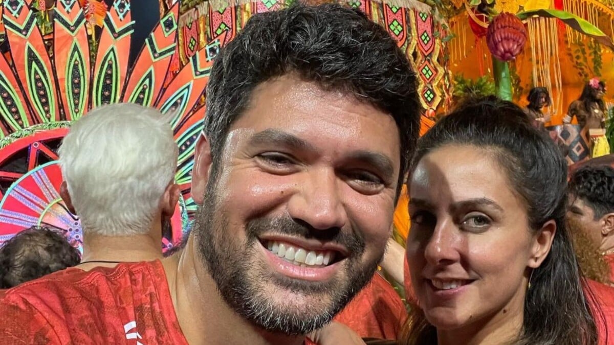 Foto: Marcelo Courrege está namorando Carol Barcellos - Purepeople
