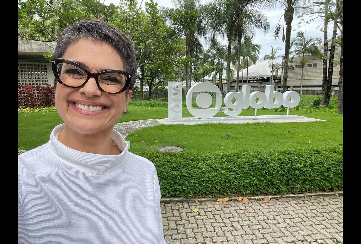 Foto: Sandra Annenberg atualmente tem 55 anos e esbanja beleza natural ...