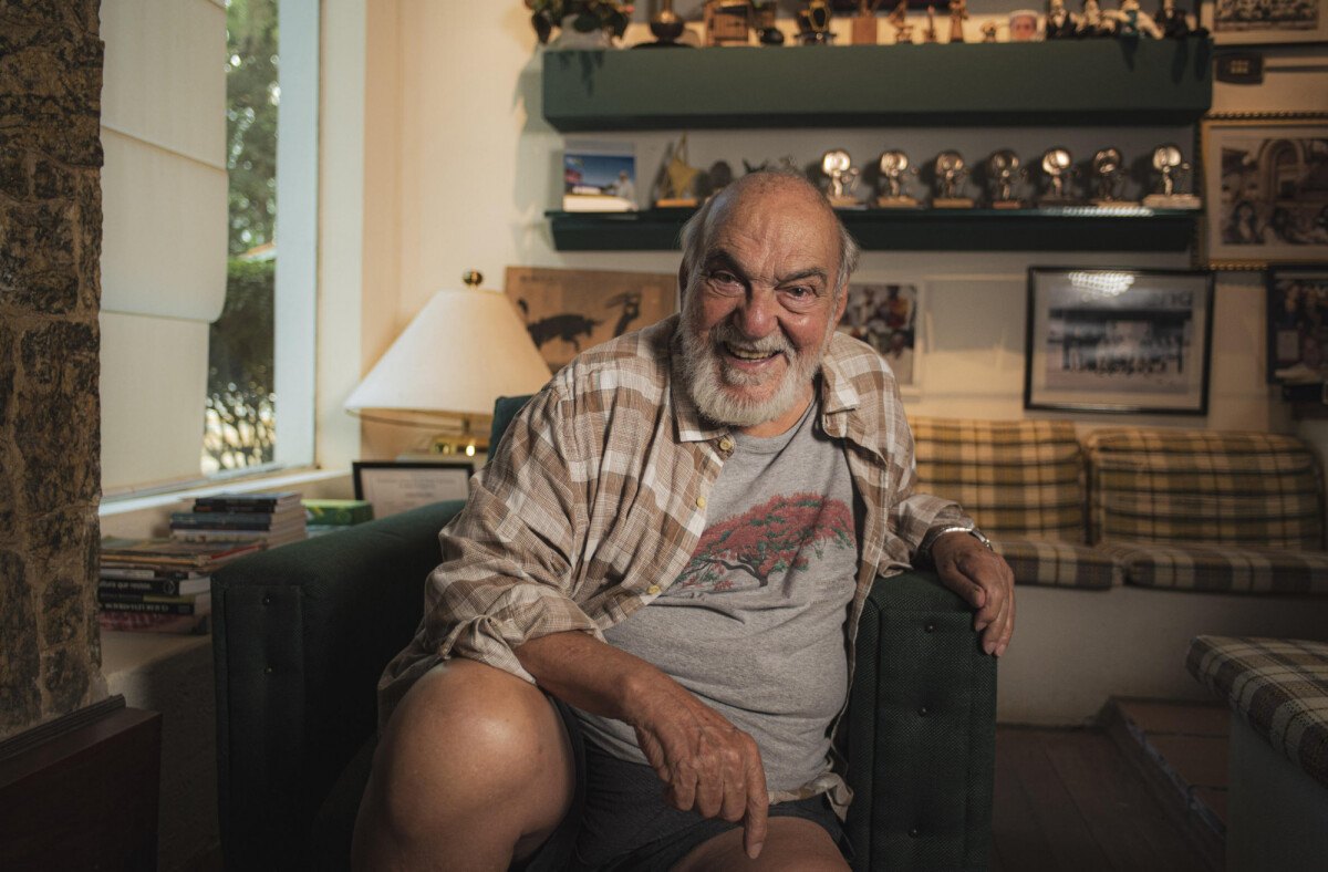 Foto: Lima Duarte aos 93 anos ganha especial na Globo, onde chegou em ...