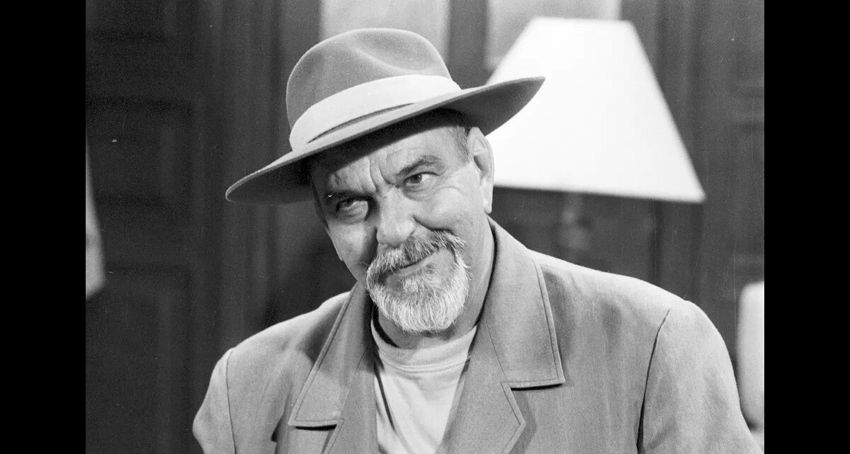 Foto: Lima Duarte foi Major Bentes da novela 'Fera Ferida', de 1993 ...